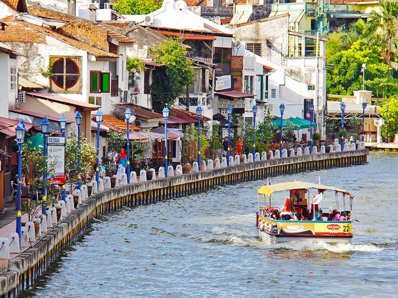 Travel Guide to Malacca – Heritage Highlights & Curated Itineraries
